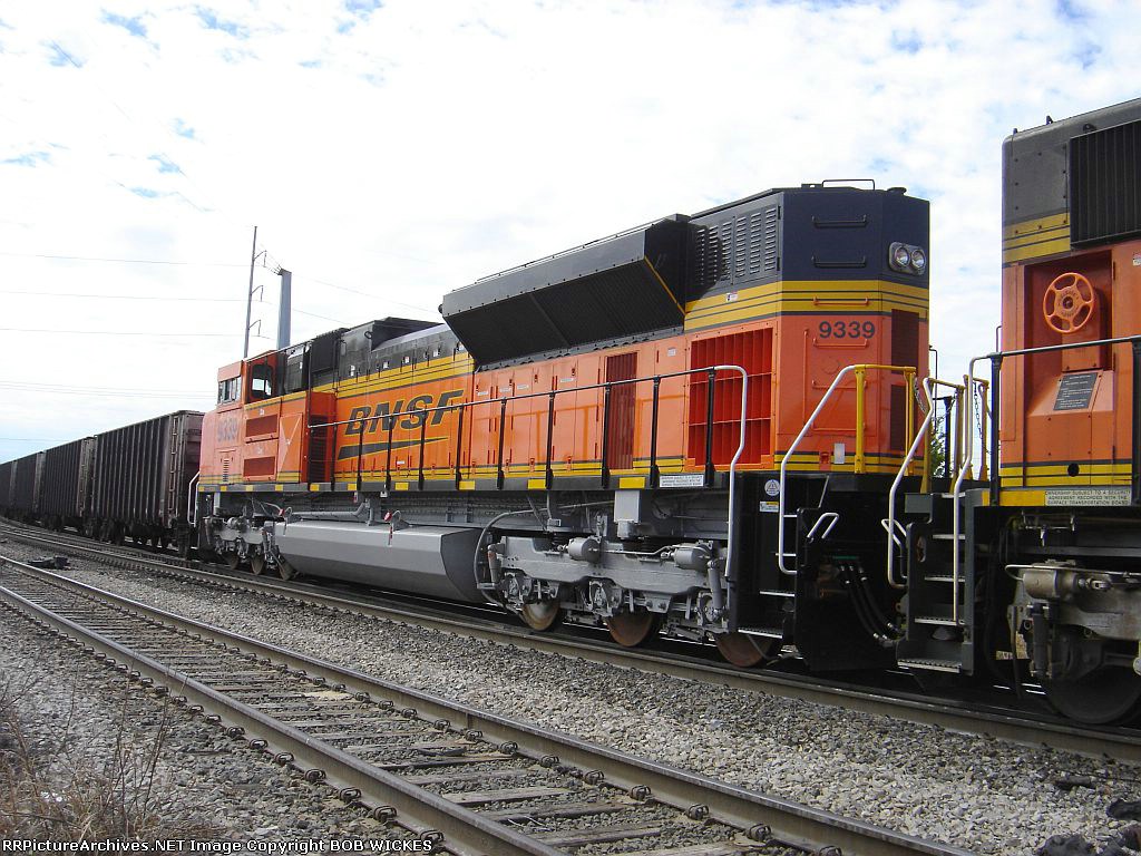 BNSF 9339 REAR VIEW